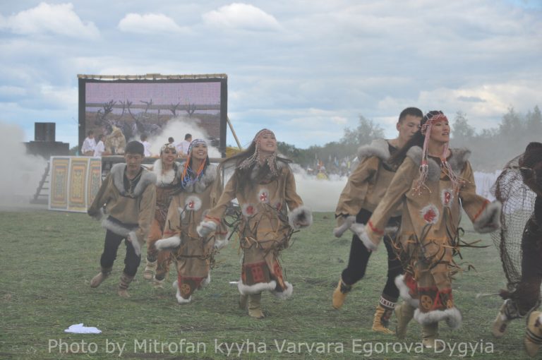 Sakha Traditional Clothing: How to Dress in the Coldest Place on Earth